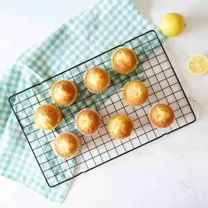 Large Cupcake Liners - Pack of 200 | 2 3/16" X 1 7/8" Tall Cupcake ...