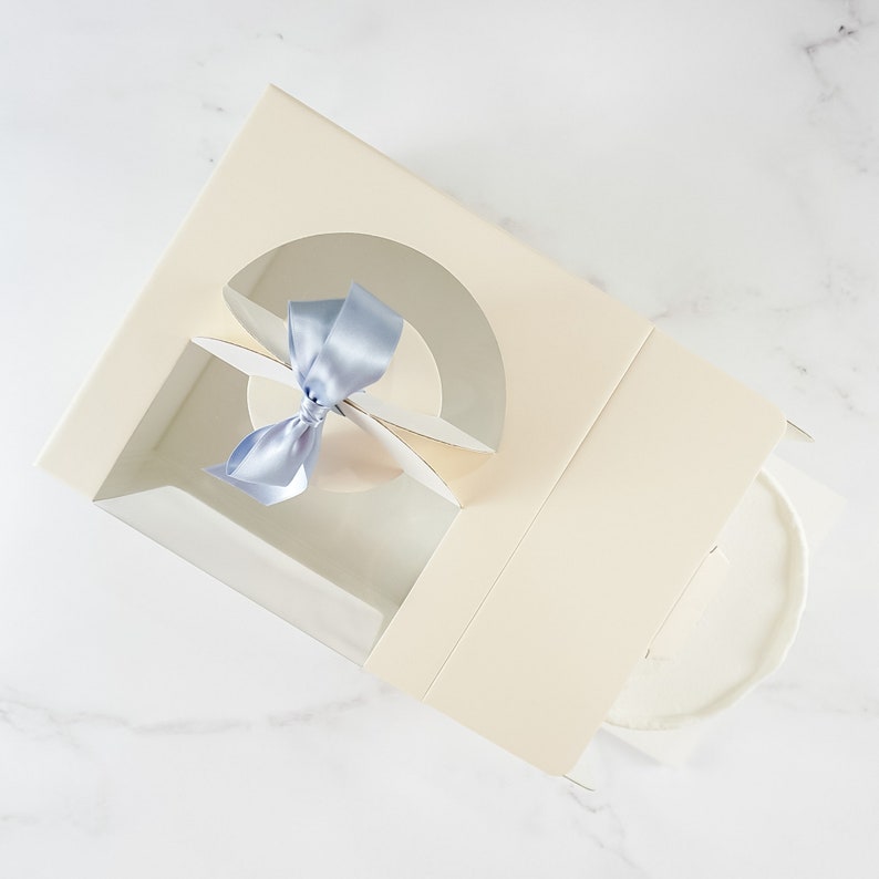 Ivory Cake Box With Window Pack of 5 8 1/4 X 8 1/4 X 6 Cake Boxes With ...