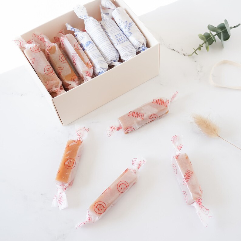 Red/clear Smile Deli Paper | 50 Sheets | 35 Cm X 25 Cm Parchment Paper ...