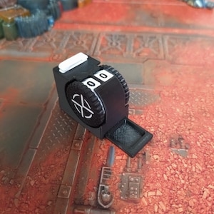 Warhammer 40K Wound Counters With Battle Shock Indicator and Dice ...