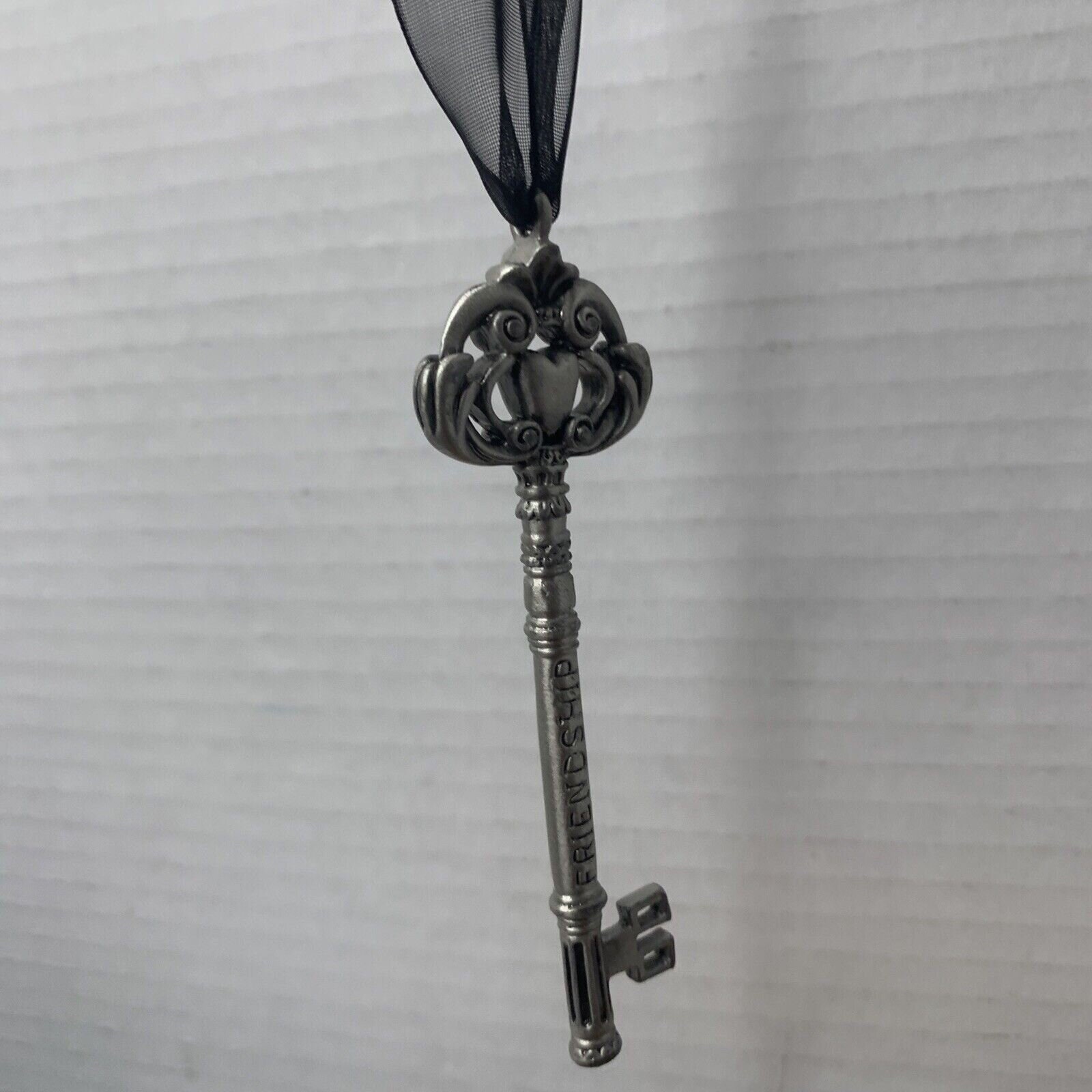 Vintage Friendship Key Antique Style Metal Skelton Key Charm Decoration ...