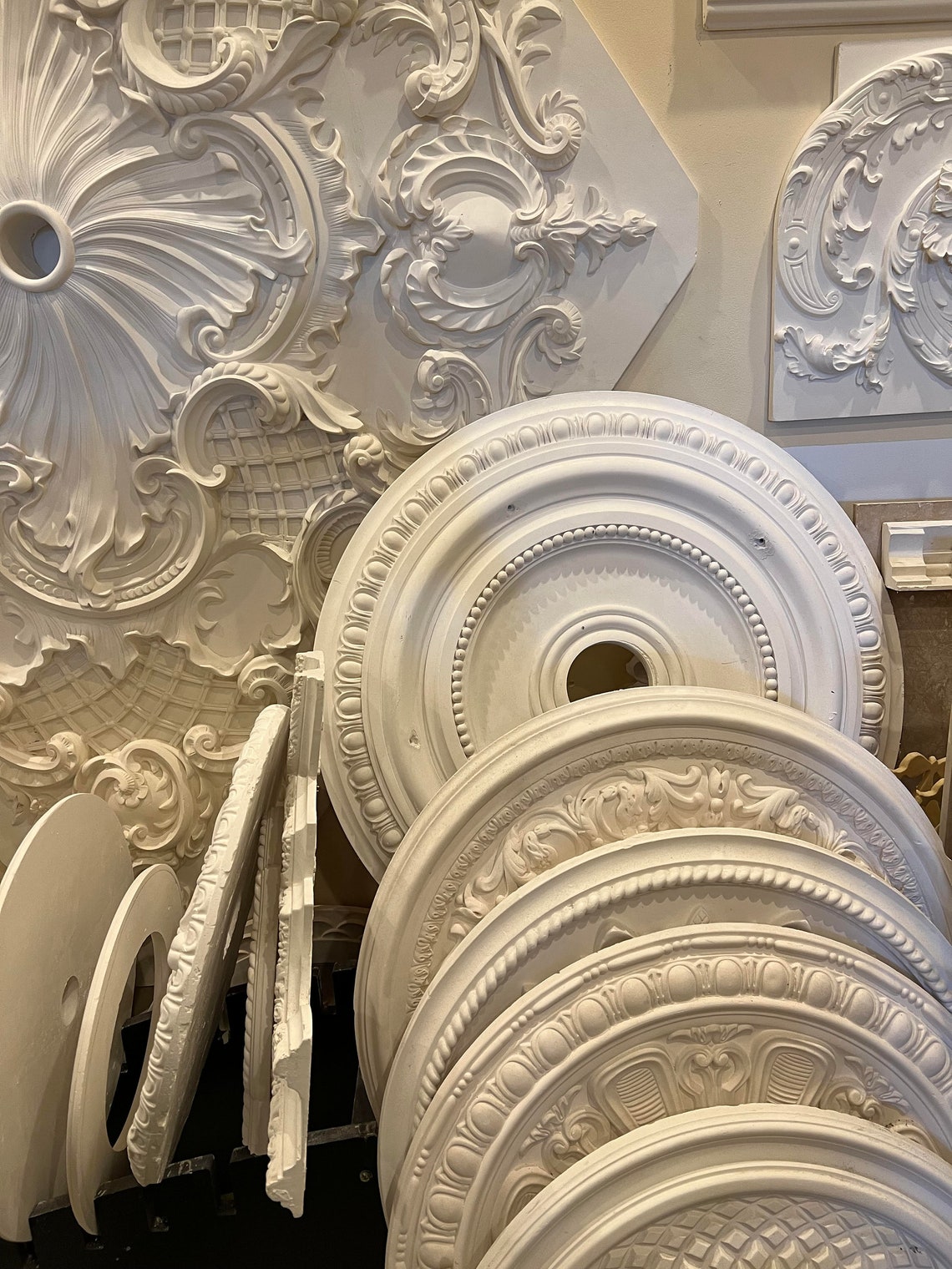 Plaster Ceiling Medallion 28-inch Diameter Architectural Ornamentation ...