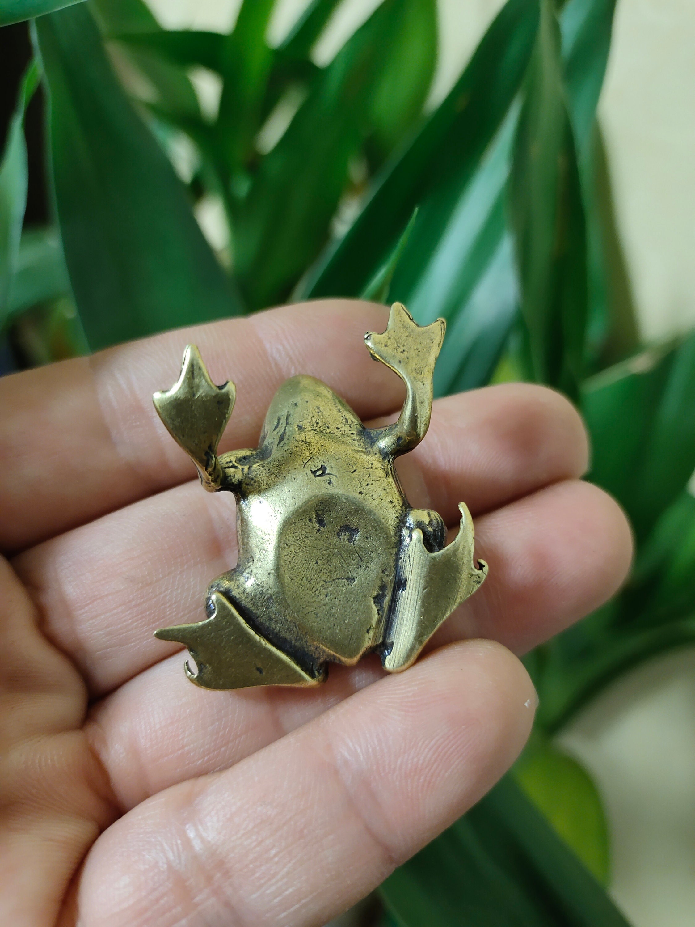 Get 2 Pieces Pure Copper Frog Sculpture/home Desktop Art Decoration - Etsy