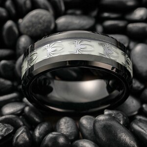 Personalized Spider Pattern Tungsten Ring, Mens Engagement Ring, Glow ...