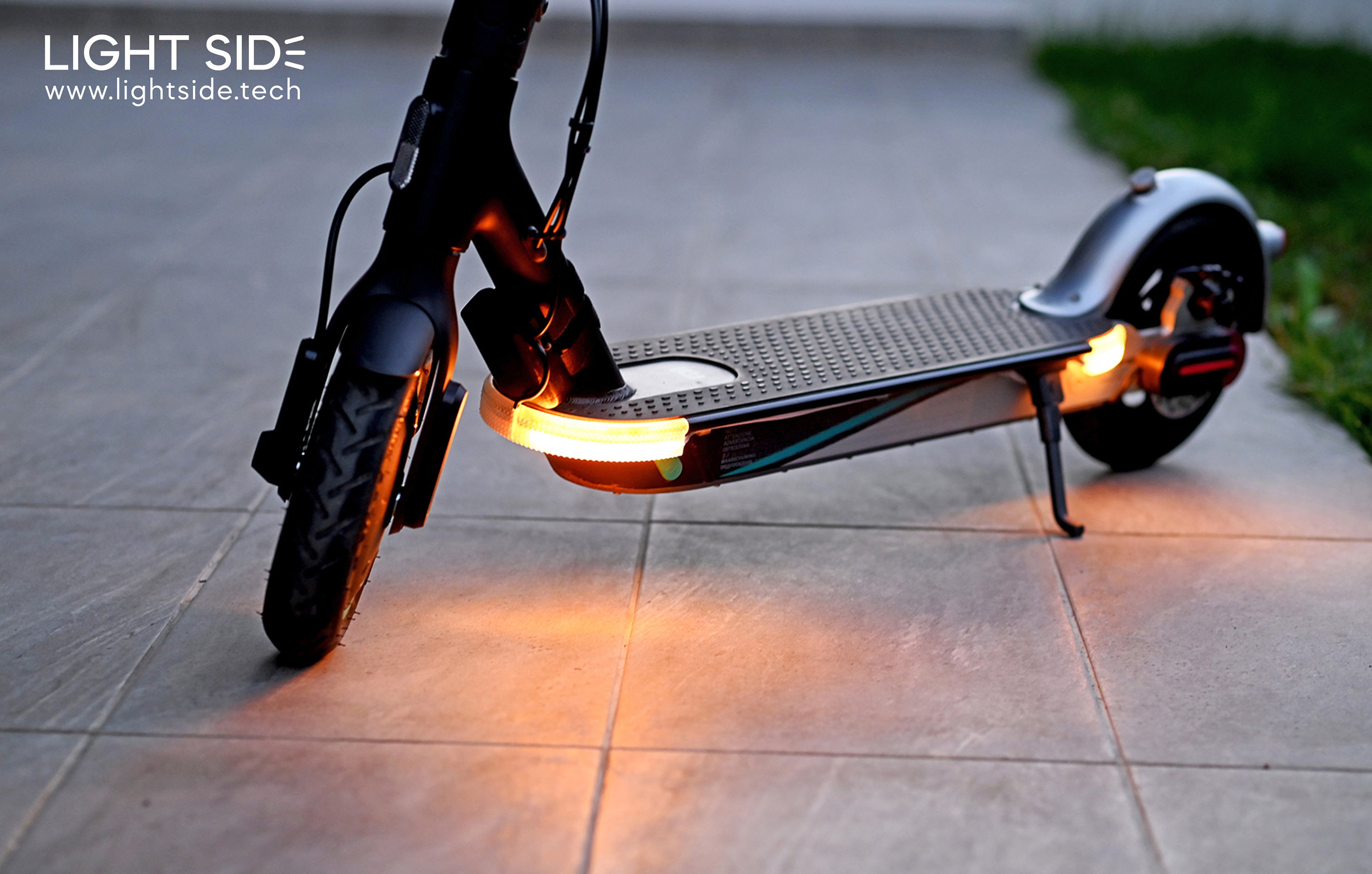 Tlight / Tlight Pro - Turn Signal Lights for Xiaomi Electric Scooter ...