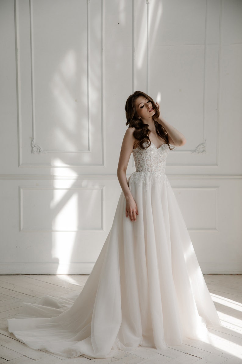 Unique Corset Wedding Dress Amadea With Long Train, Elegant Cream ...