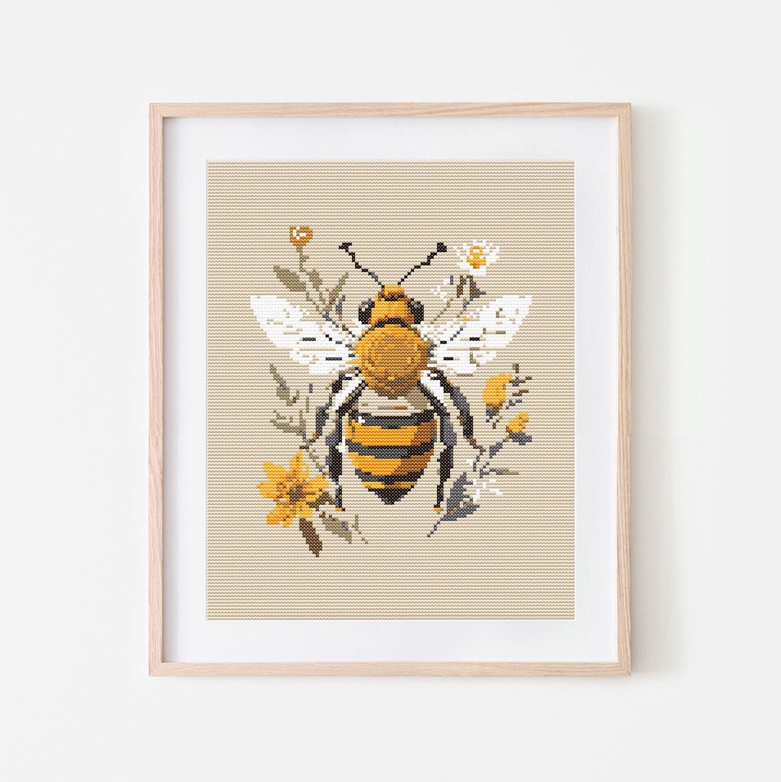Bee Cross Stitch Pattern PDF, Modern Embroidery, Insect Cross Stitch ...