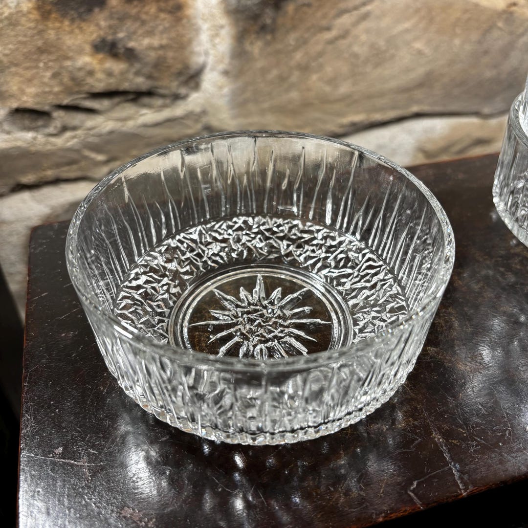 Vintage 1970s Ravenhead Glass White Fire Dessert Bowls/dishes by John ...