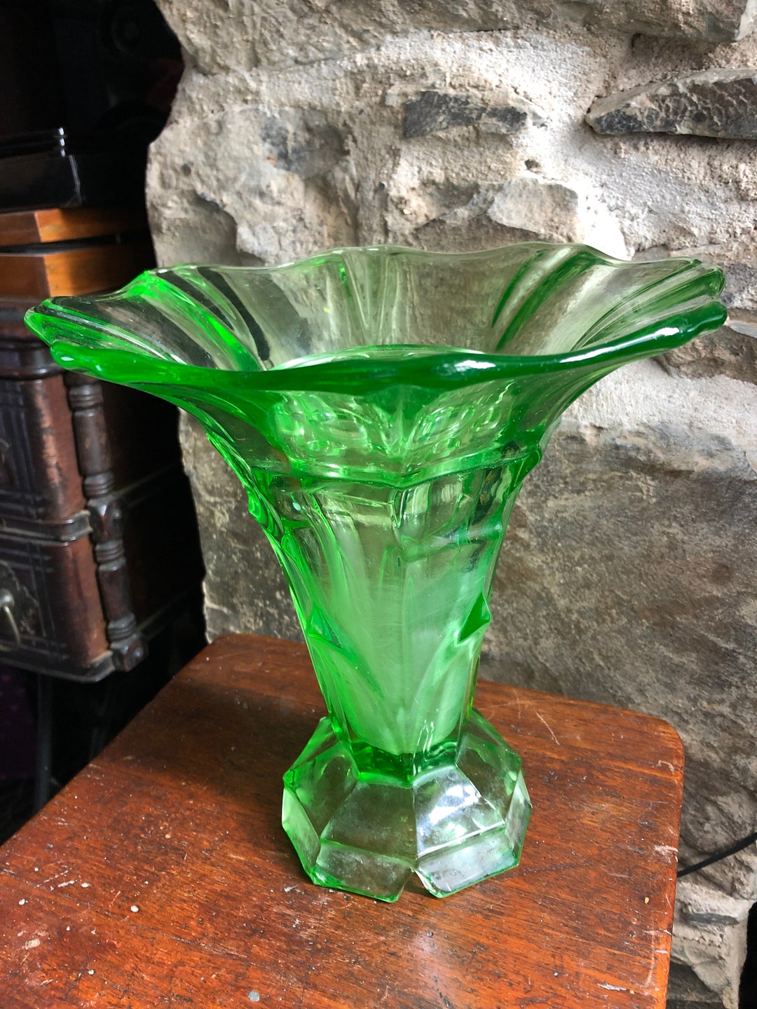 Vintage Uranium Glass Vase Art Deco Stolzle Hermanova Czech Green, 9 ...
