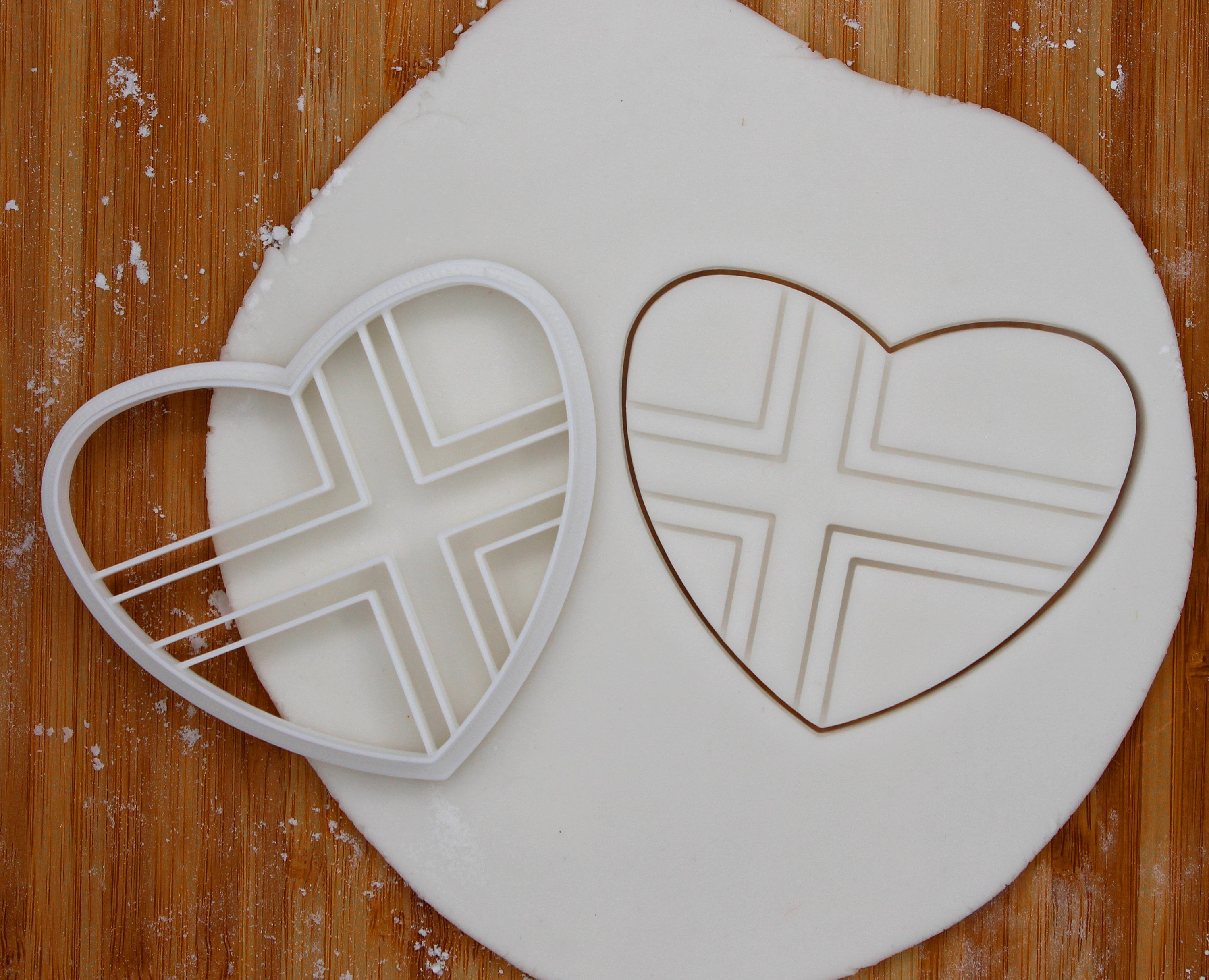 Heart Flag Cookie Cutter | Utstikker Hjerte Flagg | Norway Norwegian ...