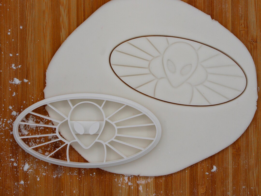 Alien Spectrum Cookie Cutter | Utstikker Romvesen | Spaceship Space ...