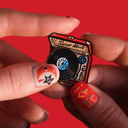 Vinyl Turntable Spinning Enamel Pin - Etsy