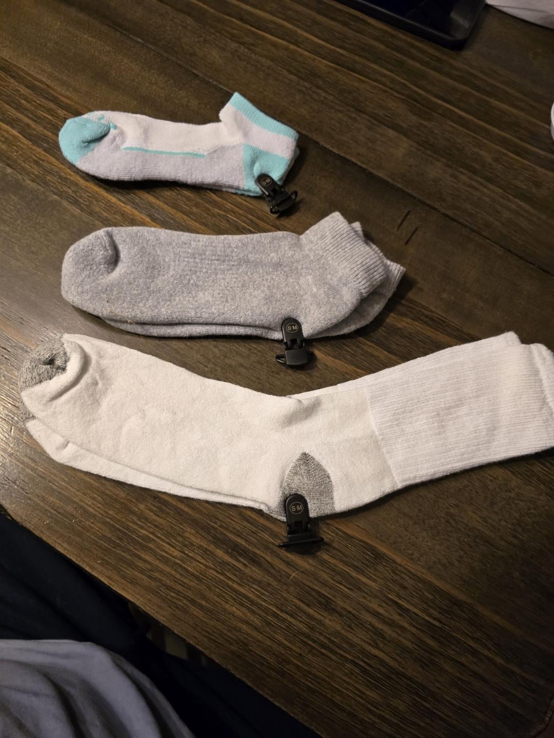 Amazing Sock Pairing Clip - Time Saving Laundry Tool and Makes a Great ...