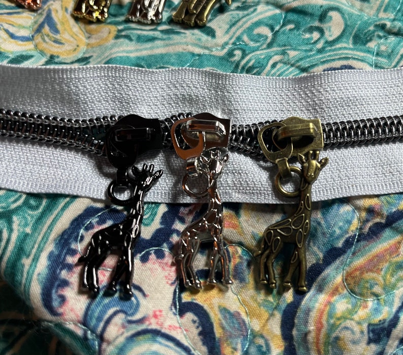 Lion Rainbow Iridescent 5 Zipper Pull Goes Perfect With Tula Pink ...