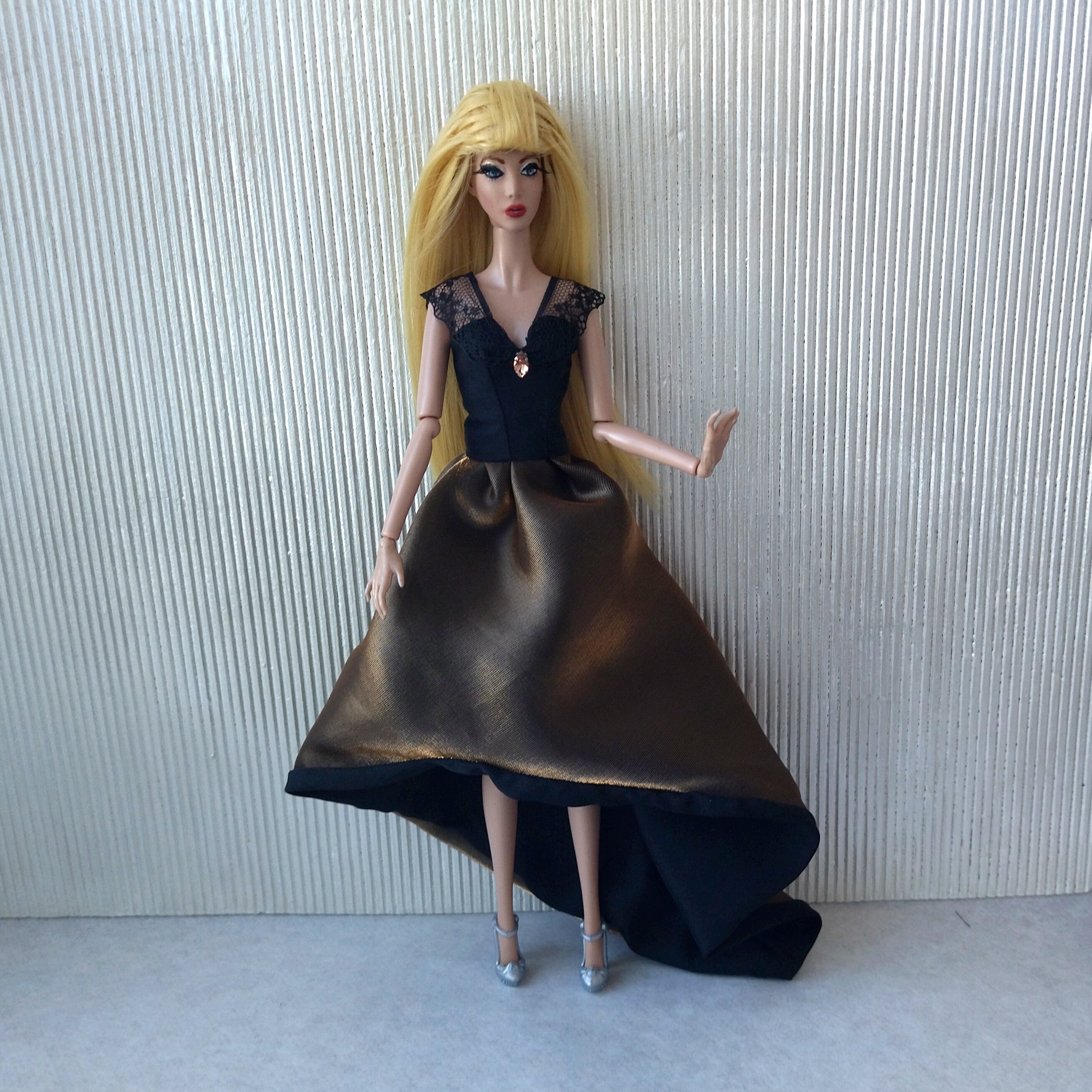 Doll Outfit, Ball Gown Shiny Dress for Fashion Dolls 1/6 Scale, 11.5-12 ...