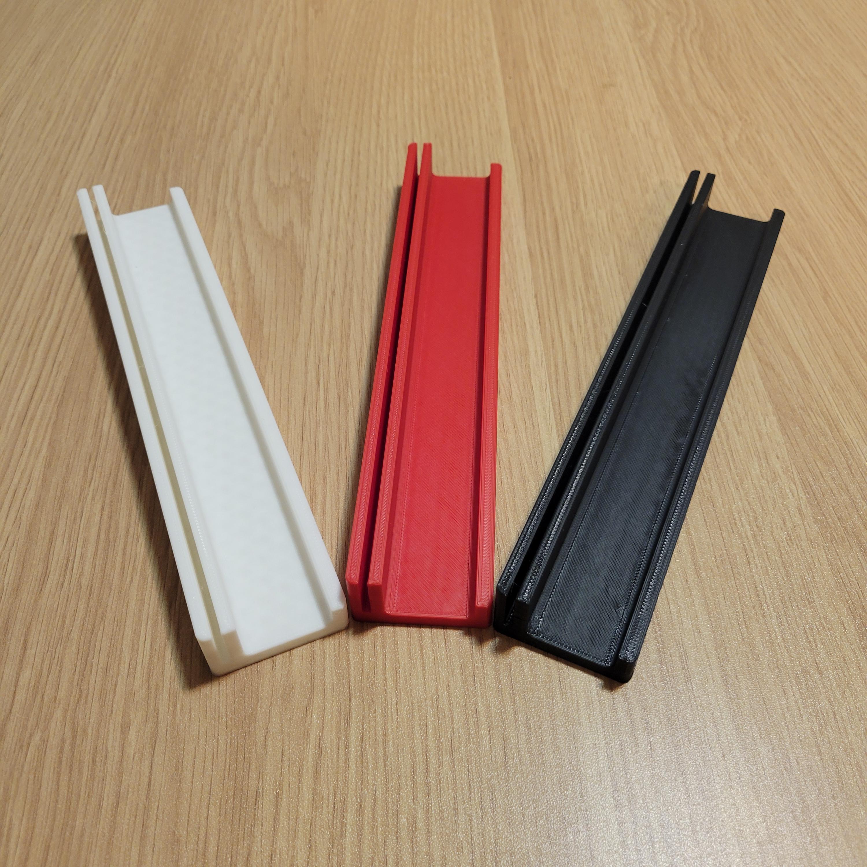 Classroom Desk Name Tag Holders - Stores Name Tag/plate & Pencils ...