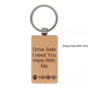 Personalized QR Code Keychain Custom Engraved Keychain - Etsy