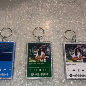 Custom Keychain, Song Keychain, Scannable, Keychain With Your Photo and ...