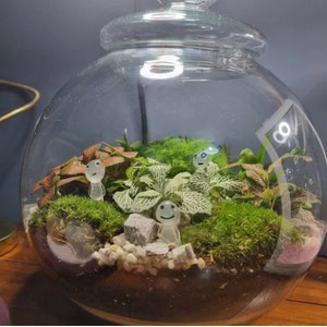 Super Cute Luminous Tree Elf Glow in the Dark Alien Tree Elf Super Cute ...