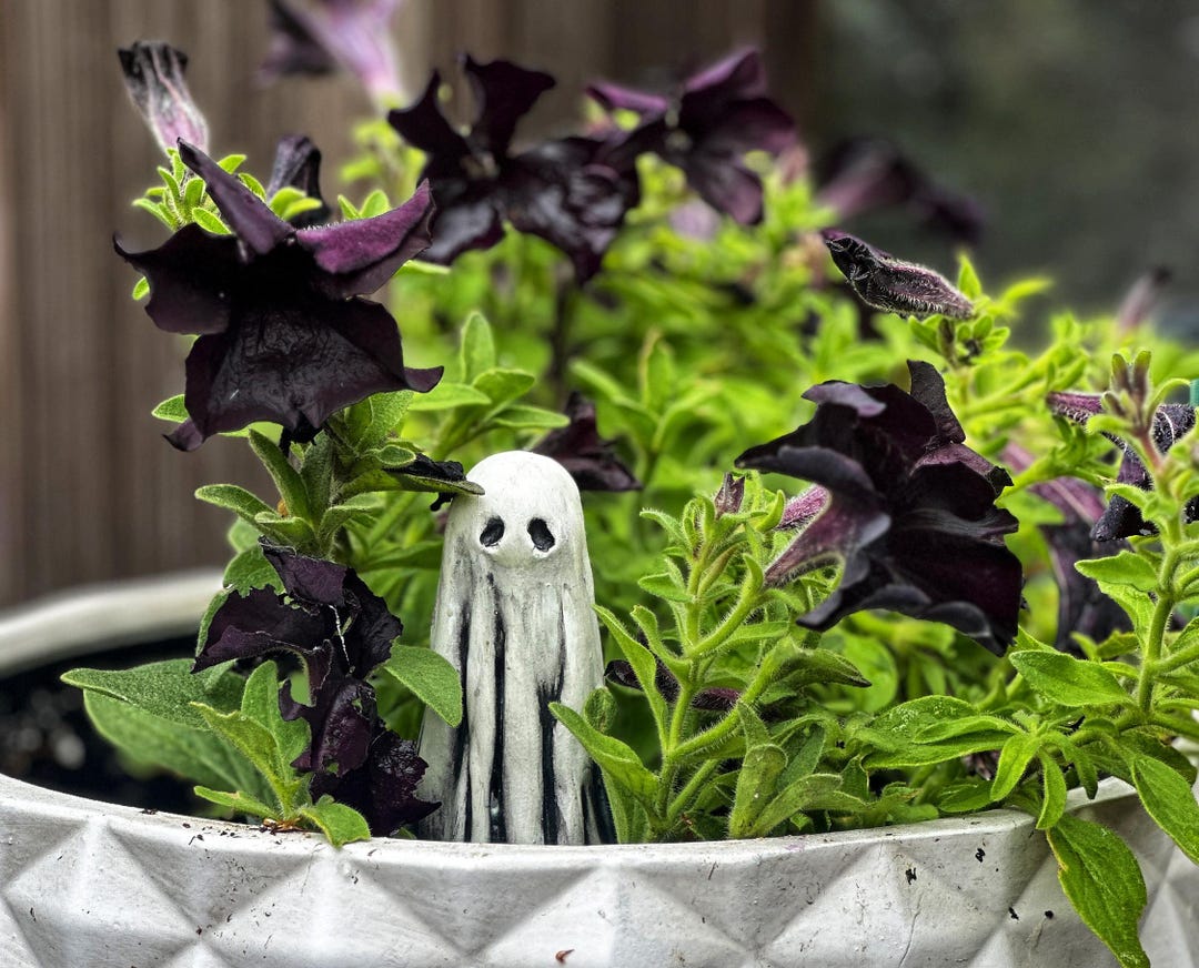Ghost Garden Planter Pot Pal Decor, Glow in the Dark, Indoor or Outdoor ...