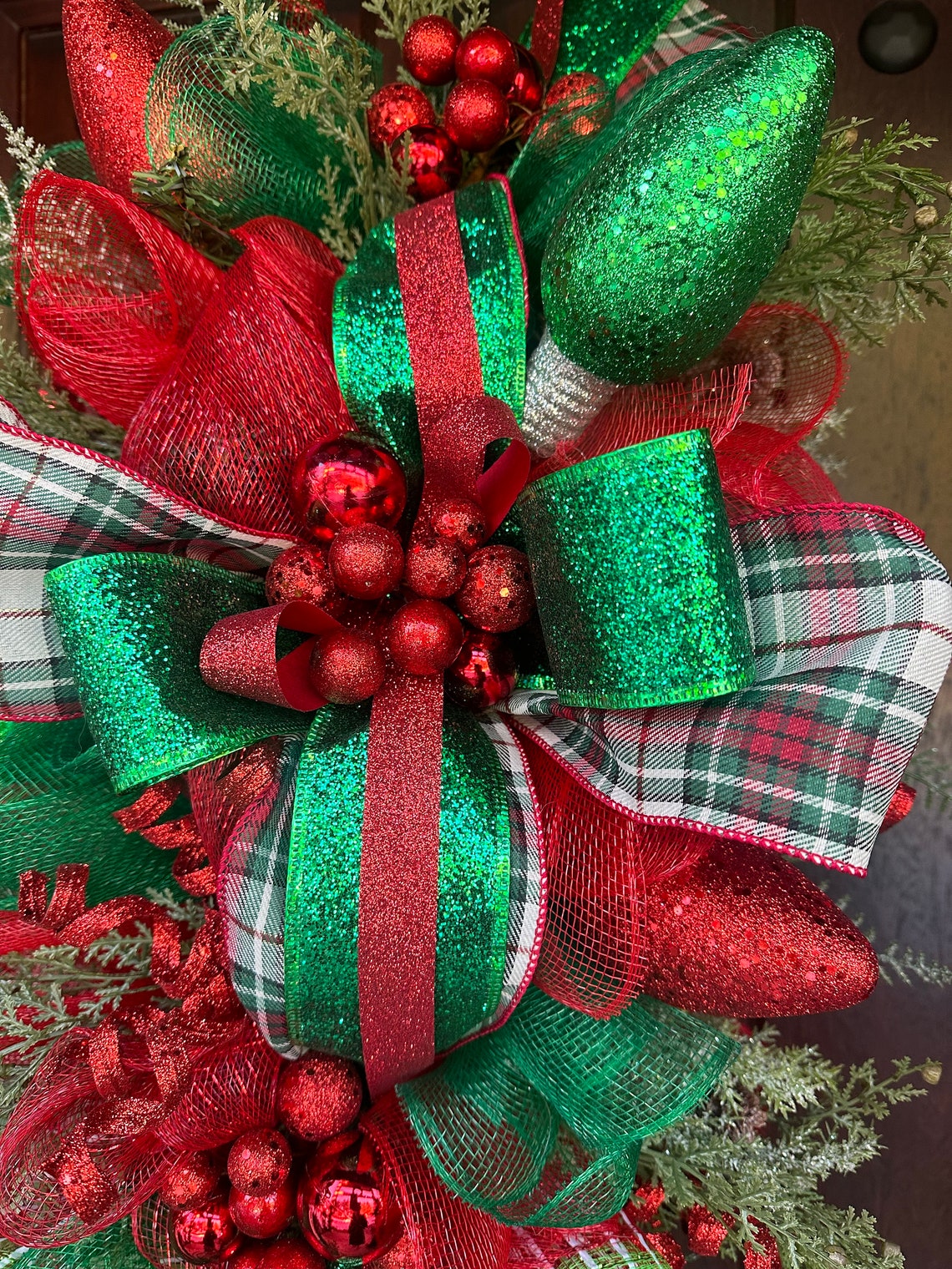 Christmas Bulb Festive Holiday Wreath Swag, Red and Green - Etsy