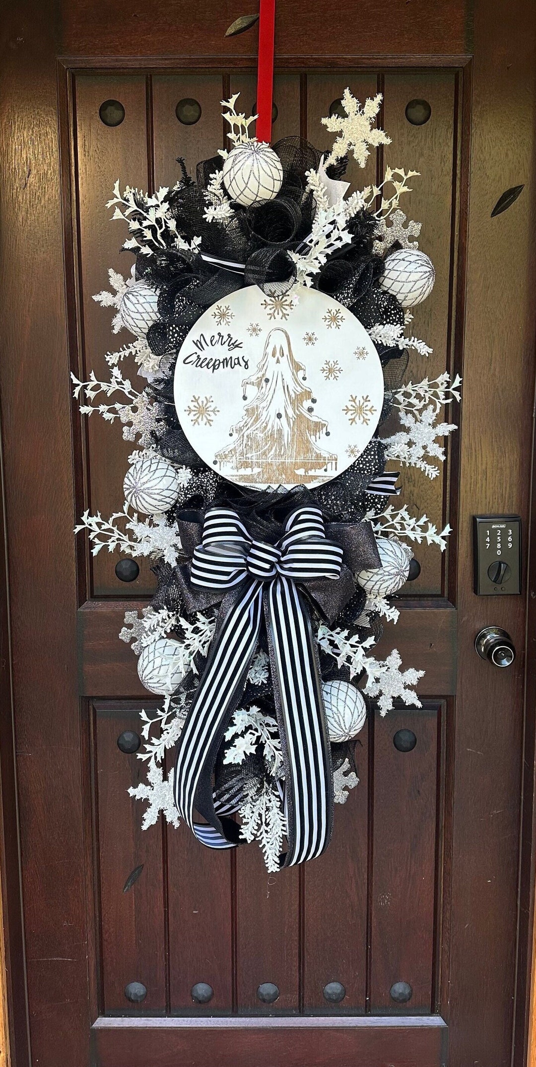 Gothic Christmas Ghost Wreath Swag, Holiday Decor, Black and White - Etsy