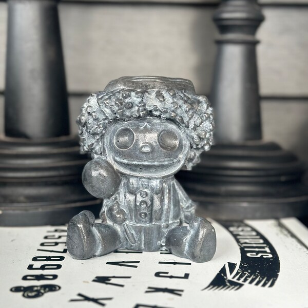 Skeleton Planter - Etsy