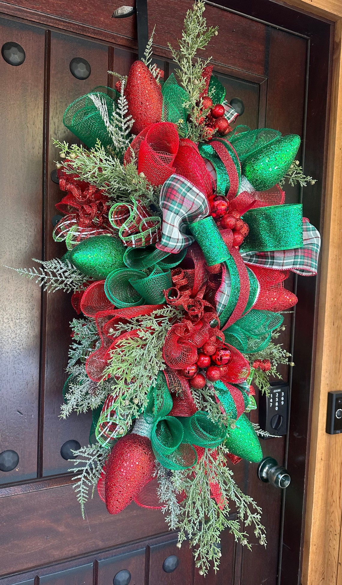 Christmas Bulb Festive Holiday Wreath Swag, Red and Green - Etsy