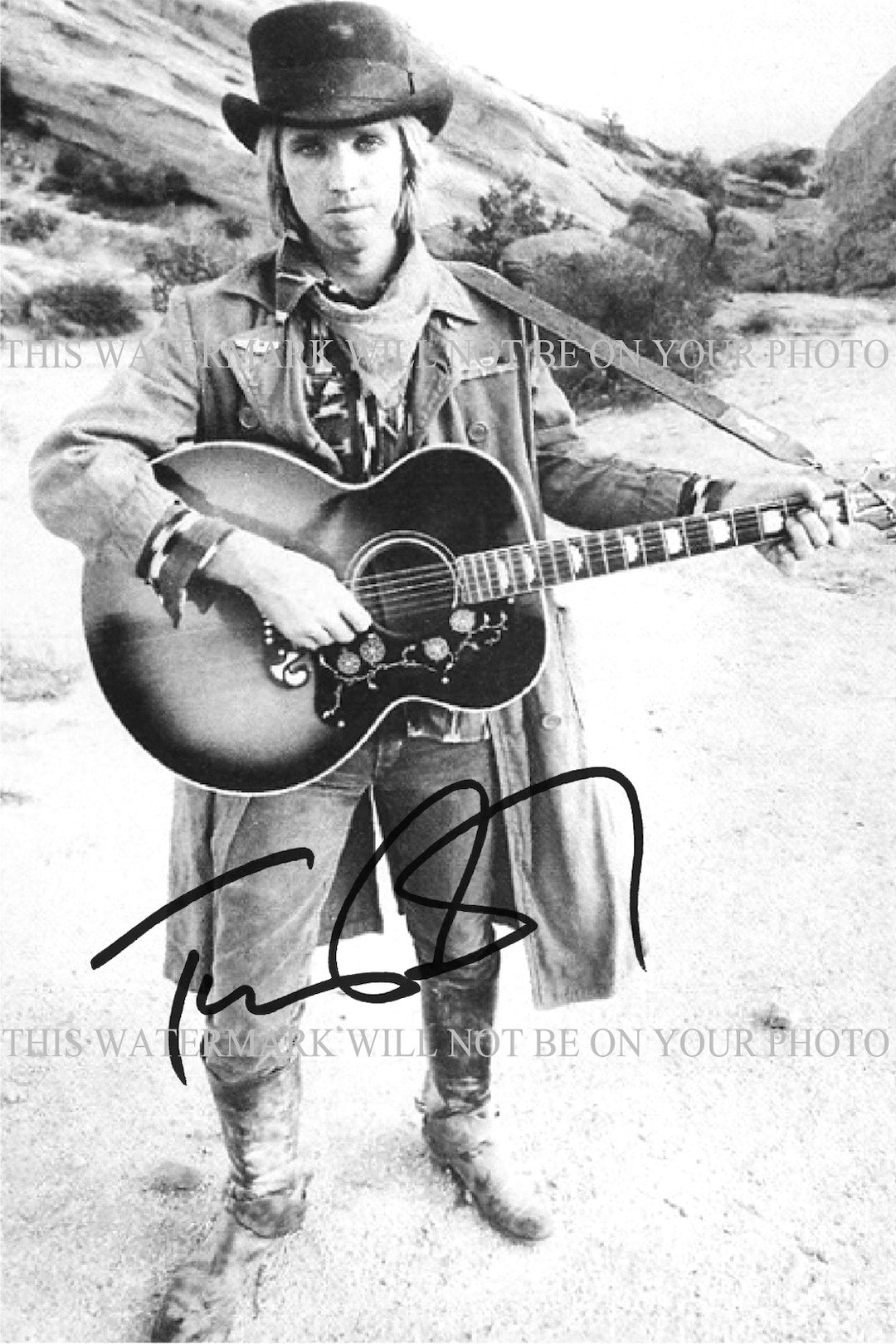 TOM PETTY Incredible Rock Legend Signed Autograph Autographed 6x9 ...