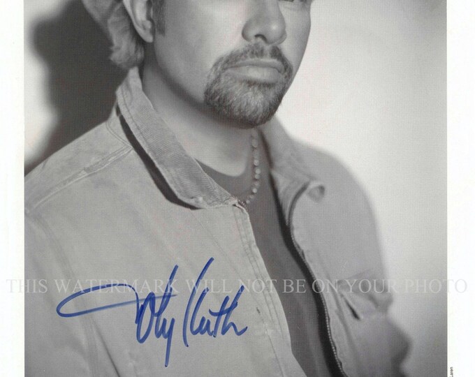 Country Music Great Singer and Songwriter TOBY KEITH Nice Signed 8x10 ...