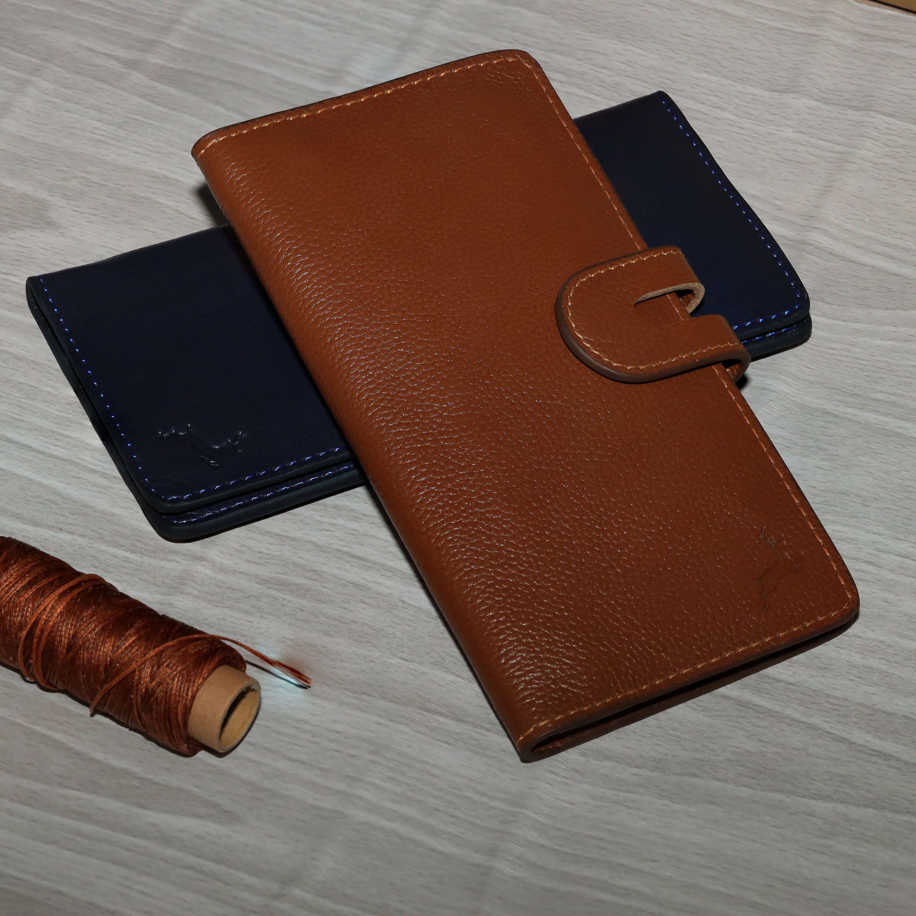 Deerhandmade Slim Long Travel Leather Wallet cash Wallet, Holds 15-18 ...