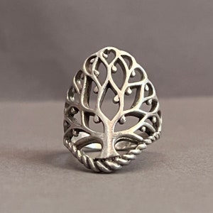 Tree of Life Ring - Etsy