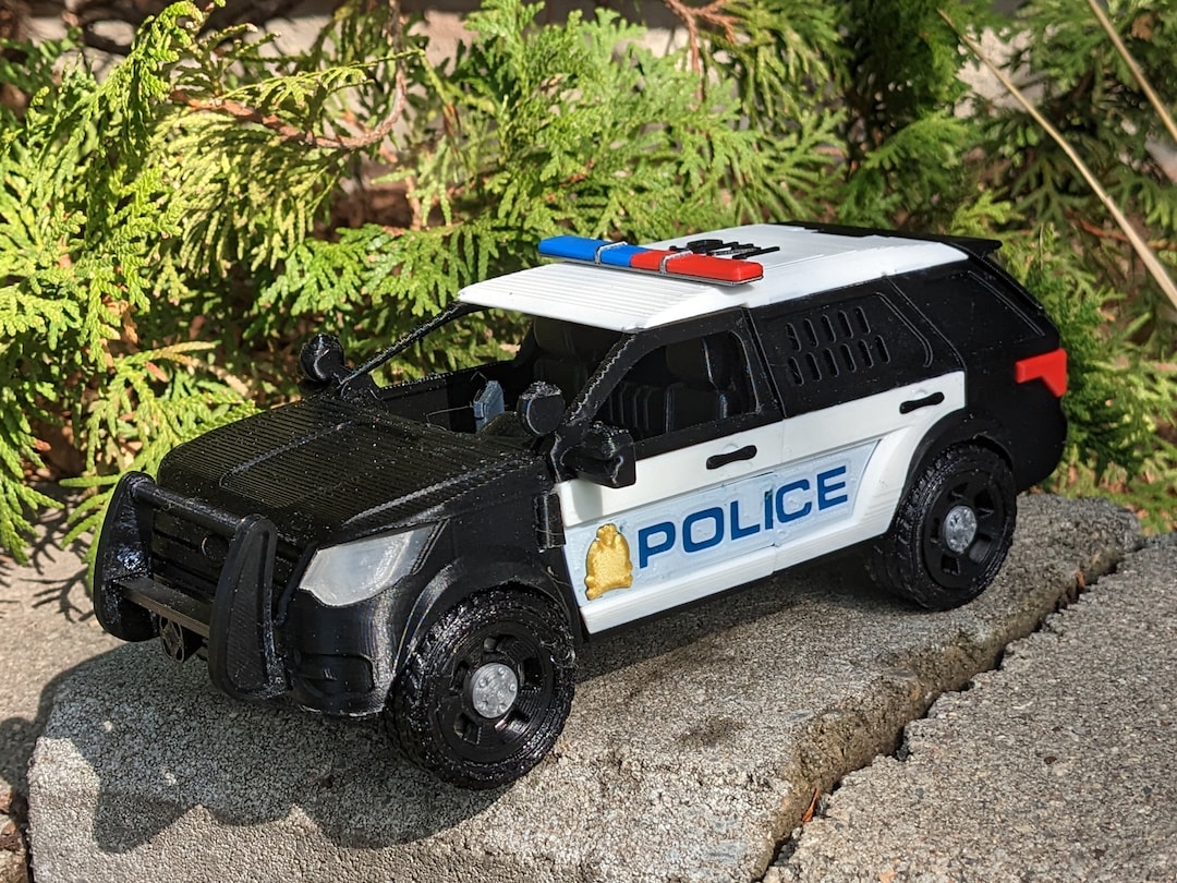 Model Police Car, 1:24 Scale, Customizable - Etsy
