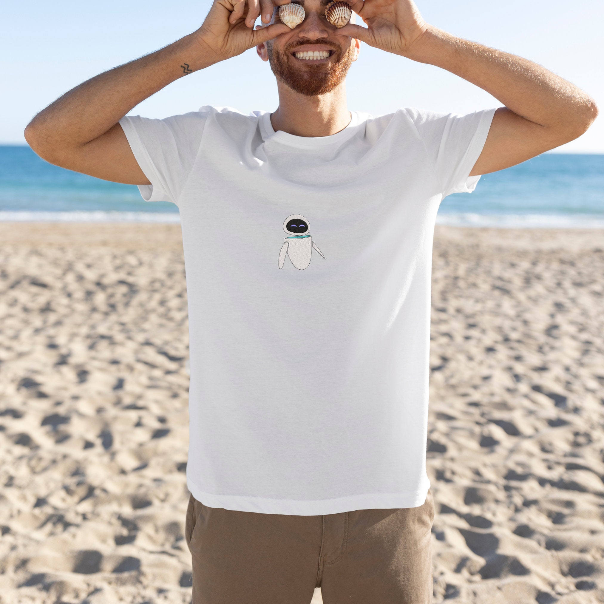 Eve & Wall-e Embroidery Design File Futuristic Robot Digitized Embroidery Eve and Wall-e Pattern ...