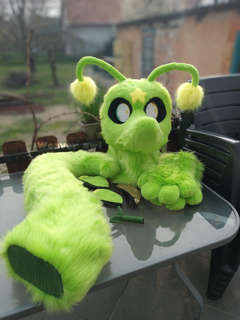 Green Alien Worm on a String Premade - Etsy