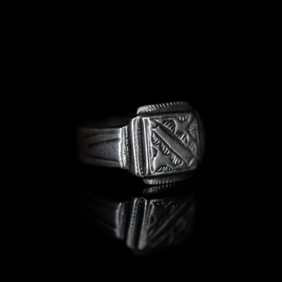 Authentic Medieval Silver Seal Ring 'sigillum' - 14th-15th Century AD ...