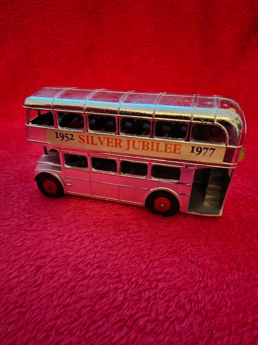 Rare Lone Star Queen Elizabeth II Silver Jubilee 1977 Model Routemaster ...