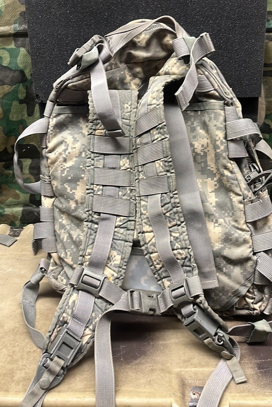 ACU Molle II Assault Pack - Etsy