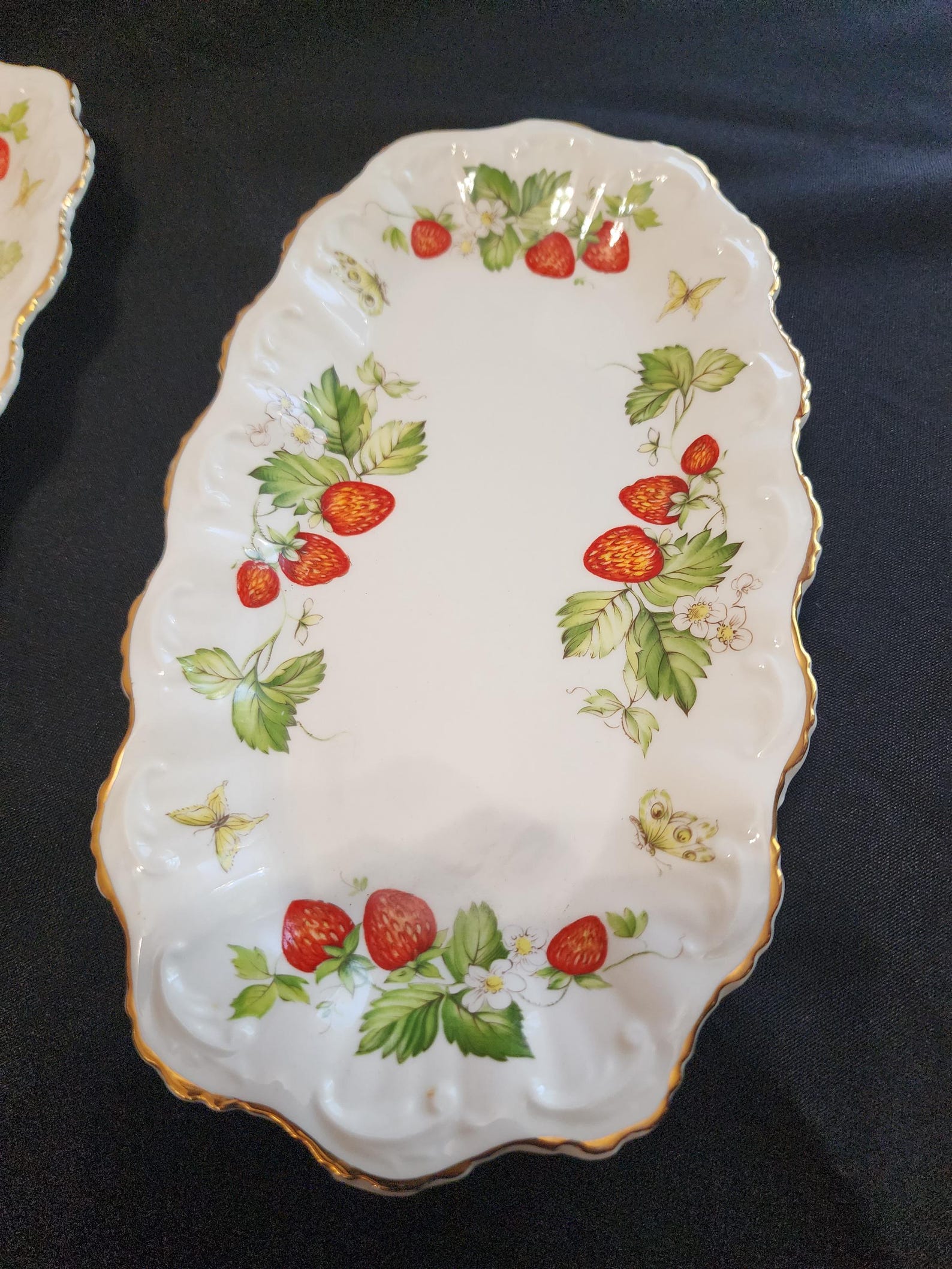 Virginia Strawberry Gold Trimmed Platter - Etsy