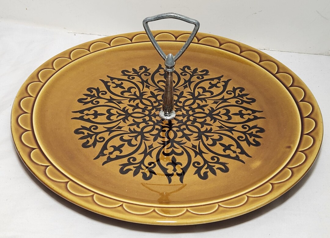 Coventry by Homer Laughlin Castilian Granada / Harverst Gold Dinnerware ...