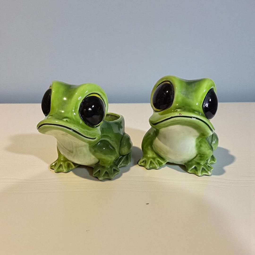 Pair of Big Eyed Green Frog Planters Made in Japan - Etsy