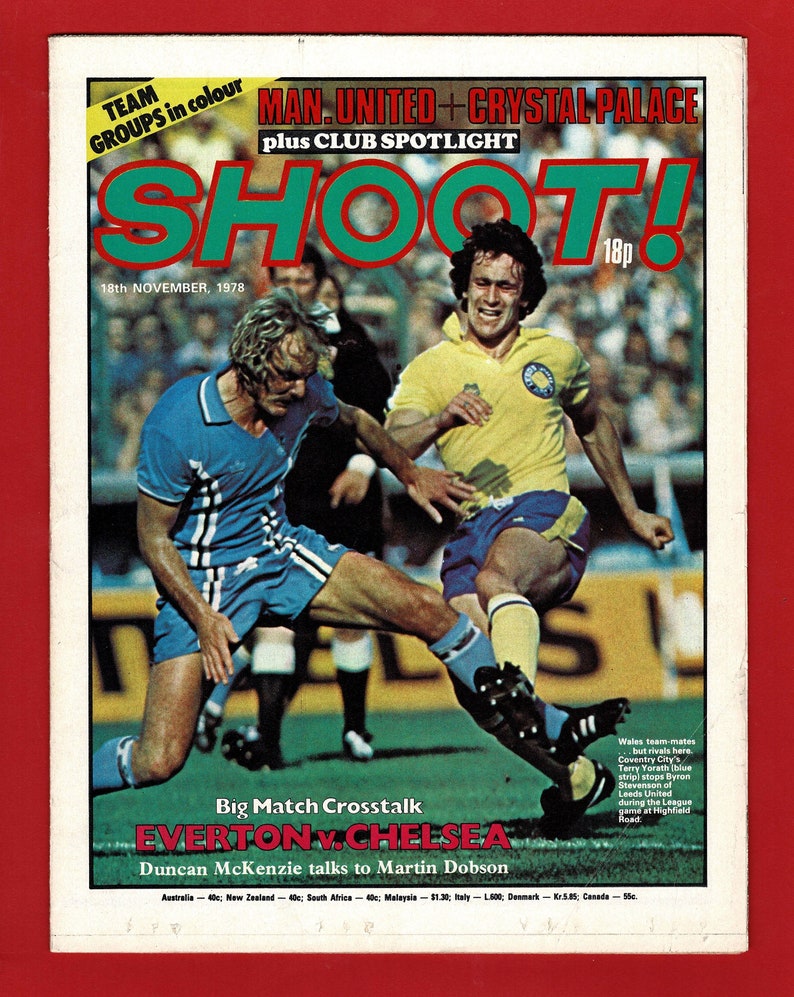 1978 SHOOT FOOTBALL MAGAZINE Manchester United Team Adidas ...