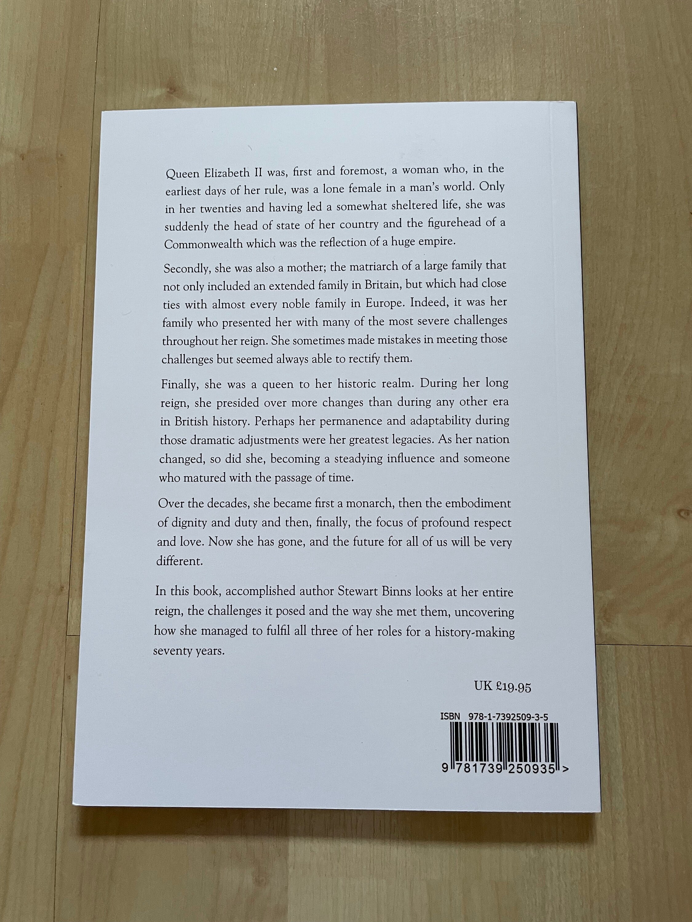 Stewart Binns Queen Elizabeth II A Tribute 2023 Book. - Etsy