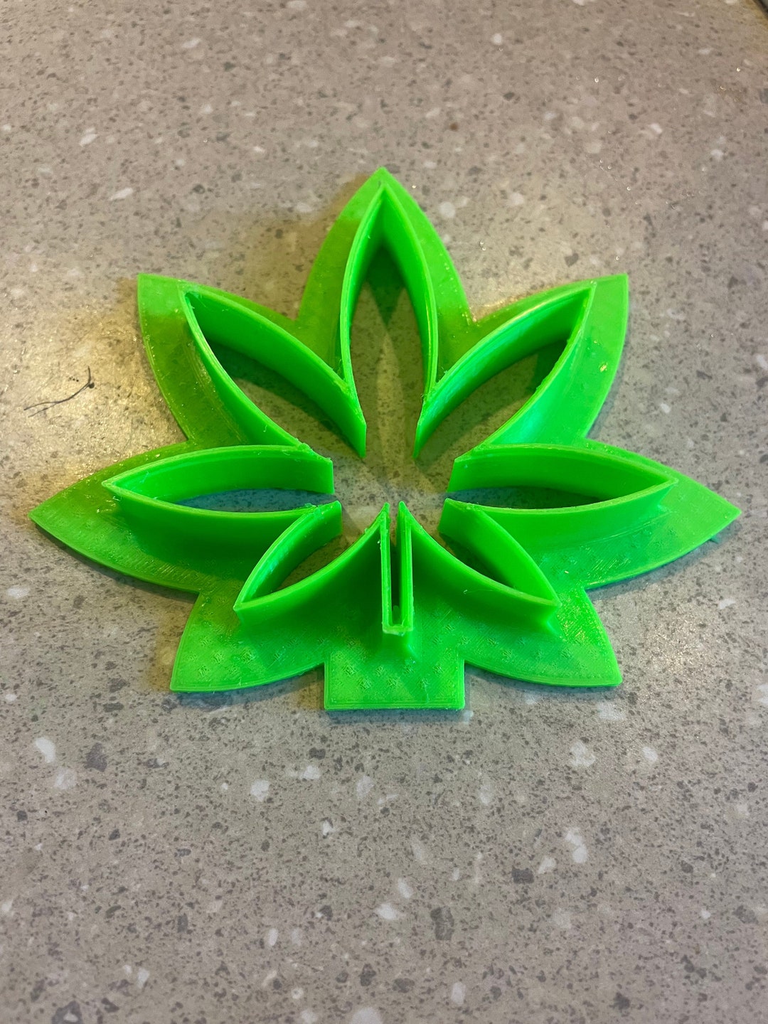 Marijuana Leaf Cookie Cutter Weed Leaf Cookie Cutter 3D Weed Cookie ...