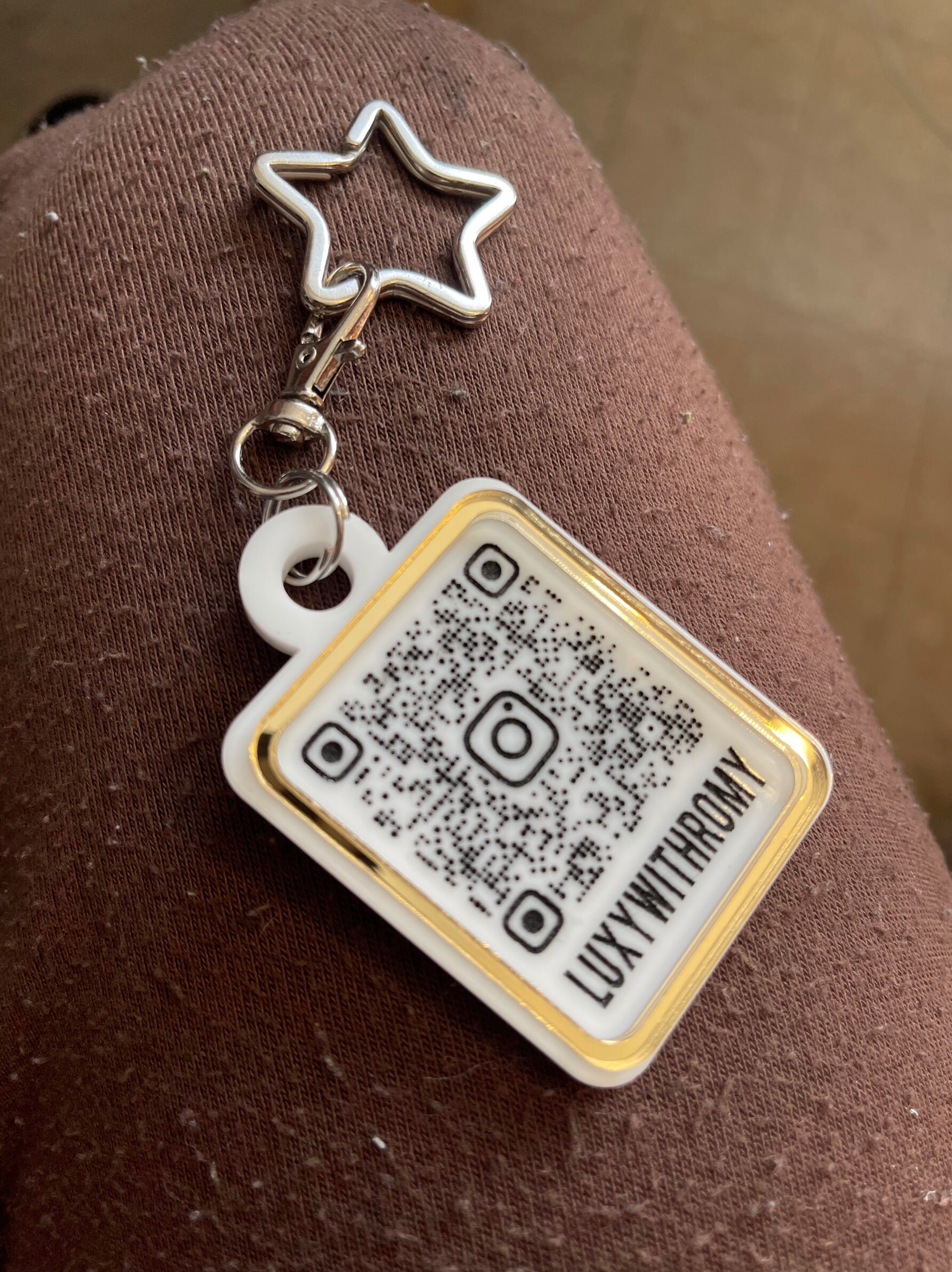Personalised QR Code Keychain. Customized Acrylic QR Code Key Chain ...