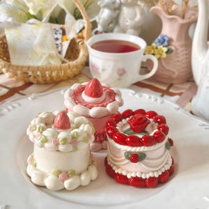 Handmade Polymer Clay Cake Trinket Box | Vintage Style Jewelry Holder ...