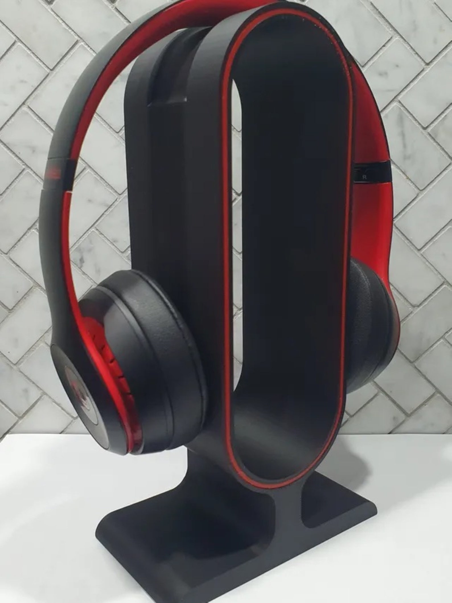 Cyber Modern Headset & Headphone Stand - 3D Printed - Gaming Decor ...