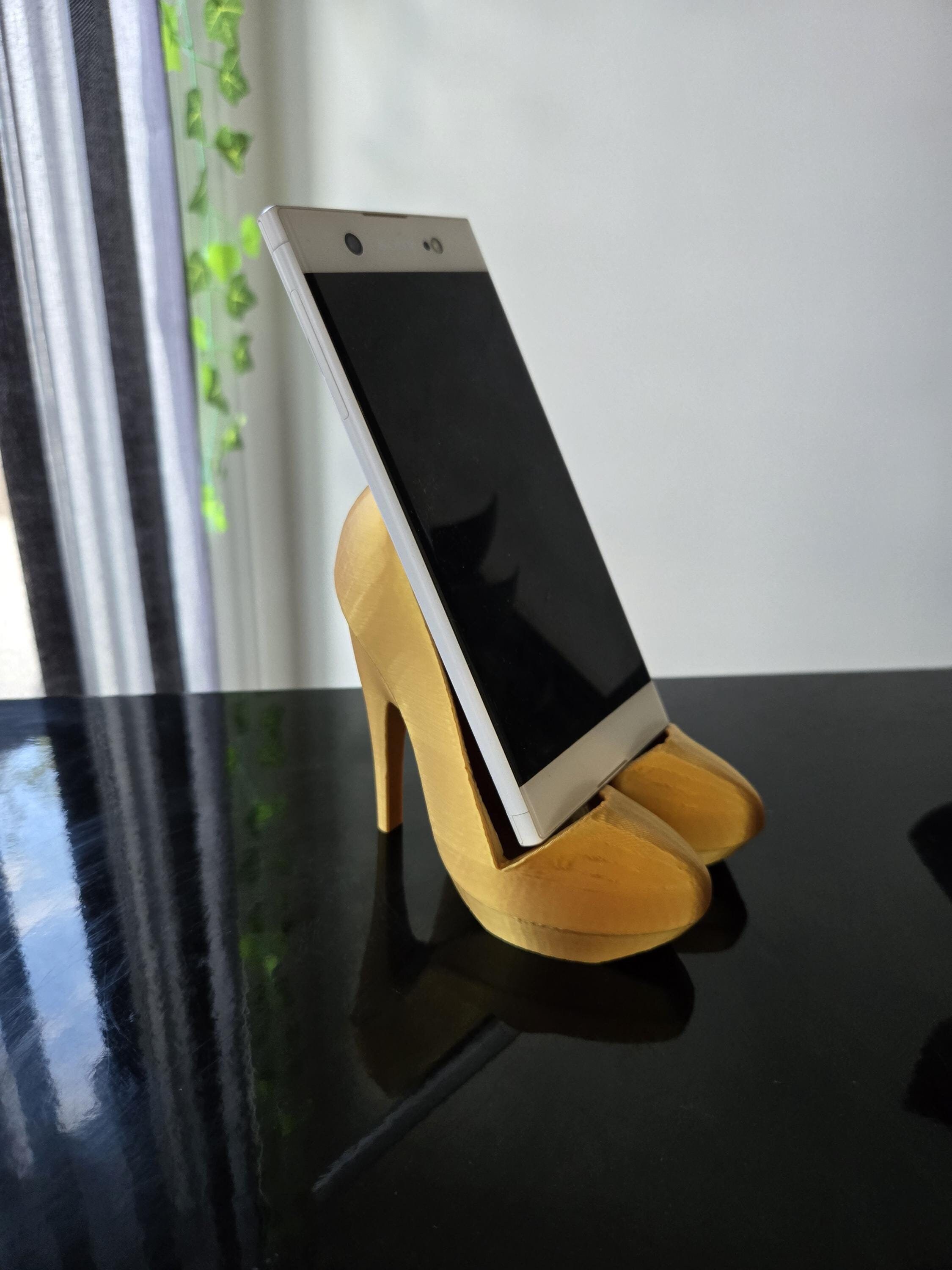 High Heels Shoe Phone Holder - iPhone Stand - Samsung Holder - Google ...