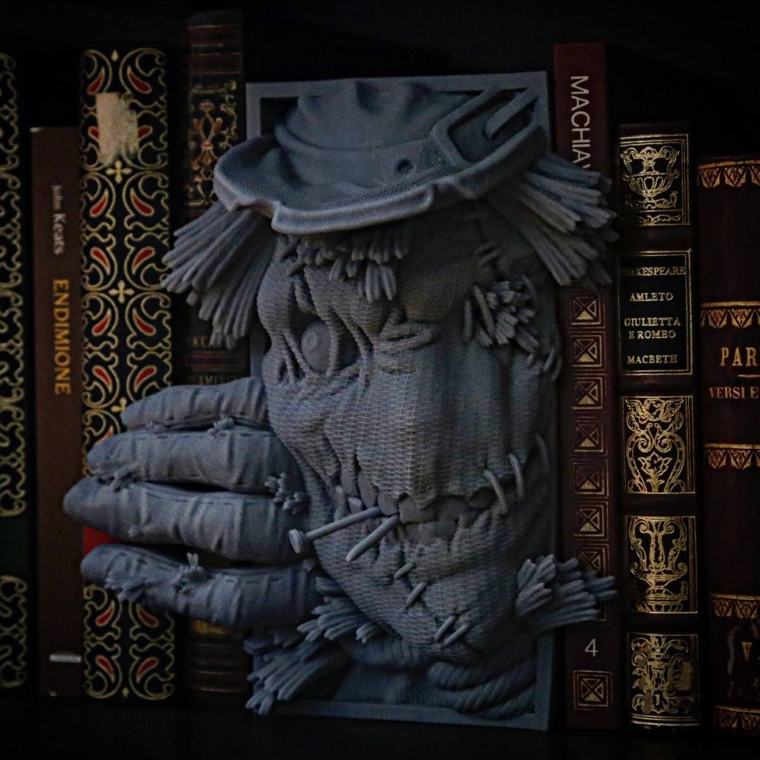 Scarecrow Peeking Book Nook - Fantasy Book Shelf Decor - Book Lovers ...