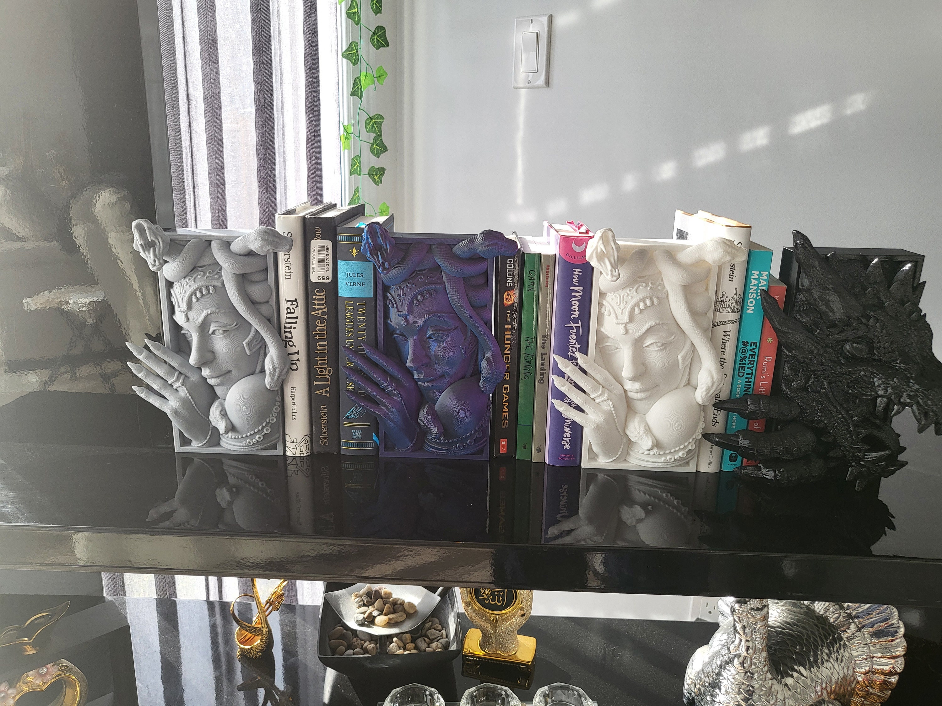 Medusa Book Nook - Fantasy Book Shelf Decor - Horror Bookend ...
